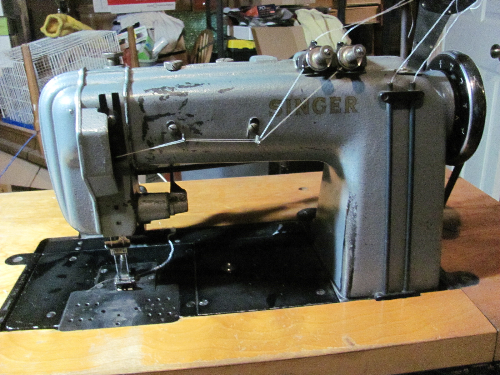 Singer 300W205 Double Needle Industrial Chainstitch Sewing Machine 300W ...