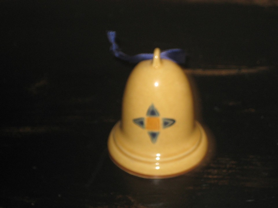Pfaltzgraff America ~ Bell Ornament ~ 1988 ~ With clapper ~ EUC ~ USA ...