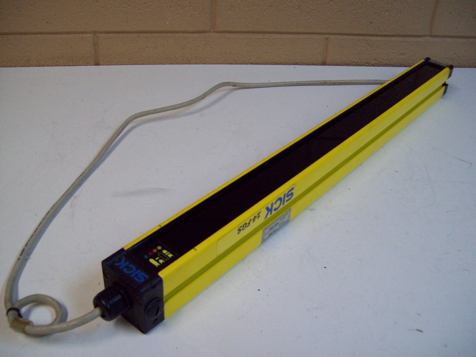SICK OPTIC FGSE600-11 LIGHT CURTAIN SENSOR 14-FGS - USED - FREE ...