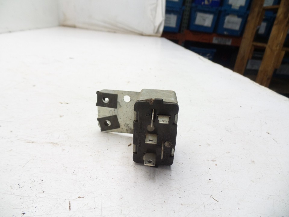 GM COREVTTE 80-81? CAMARO FIREBIRD REAR WINDOW DEFROST DEFOGGER RELAY ...