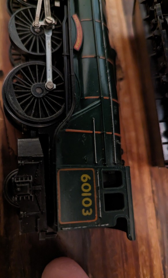 Hornby Flying Scotsman 60103 & Mallard 60022 Trains Incl Coal Carts ...