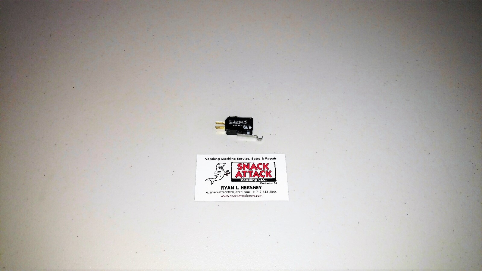 FSI FAWN/USI/WITTERN 3548 FUTURA COMBO VENDING MACHINE DRINK FLAPPER ...