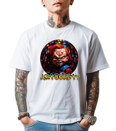 NEU Art Society Buntglas Chucky Script Good Guy Puppe Weißes T-Shirt SM ...