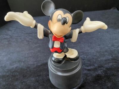 Disney WDCC Symphony Hour Maestro Michel Mouse Mickey Conductor ...