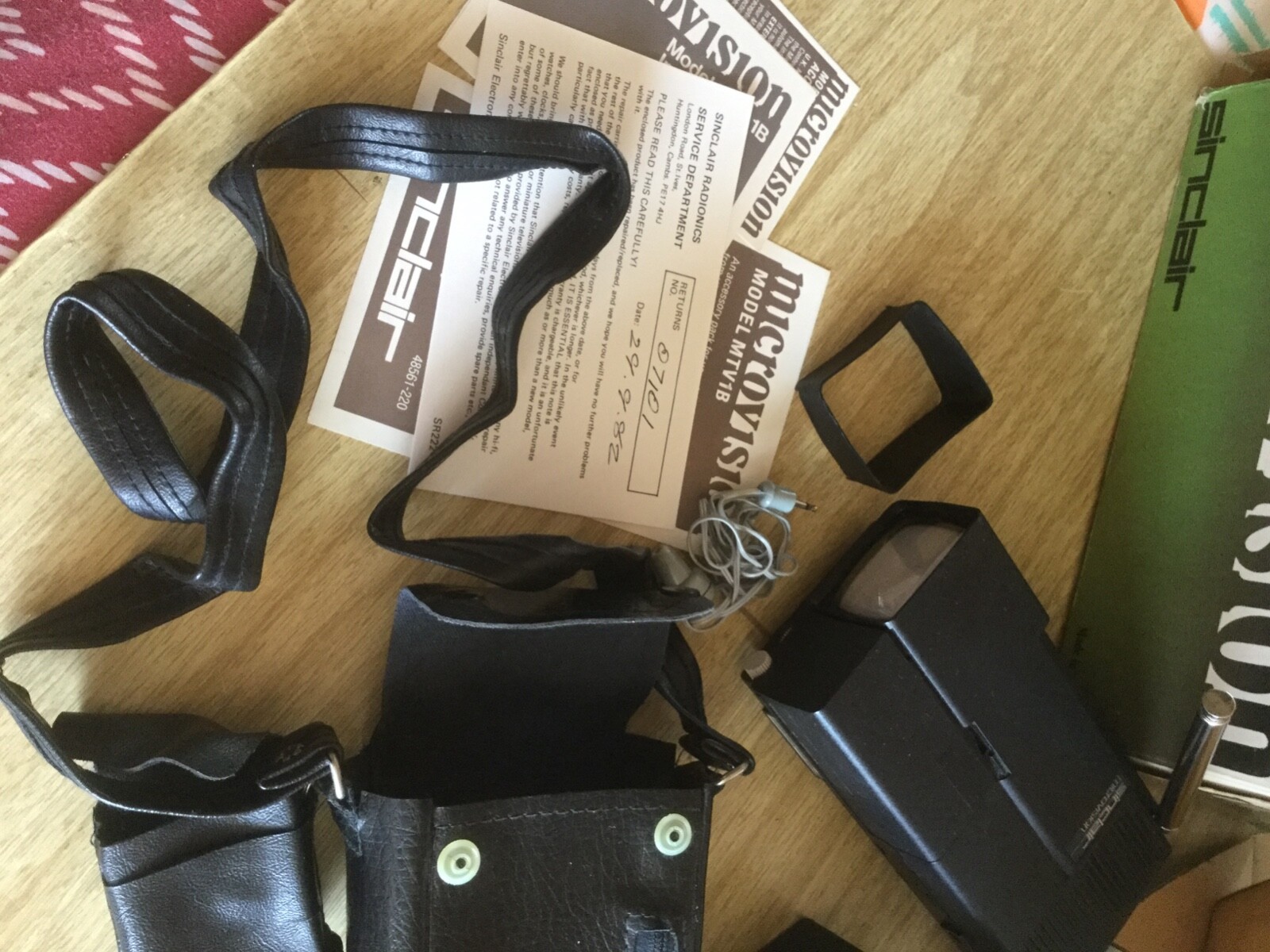 SINCLAIR MICROVISION MTV1B MICRO MINI TV IN GWO BATTERY OR MAINS ...