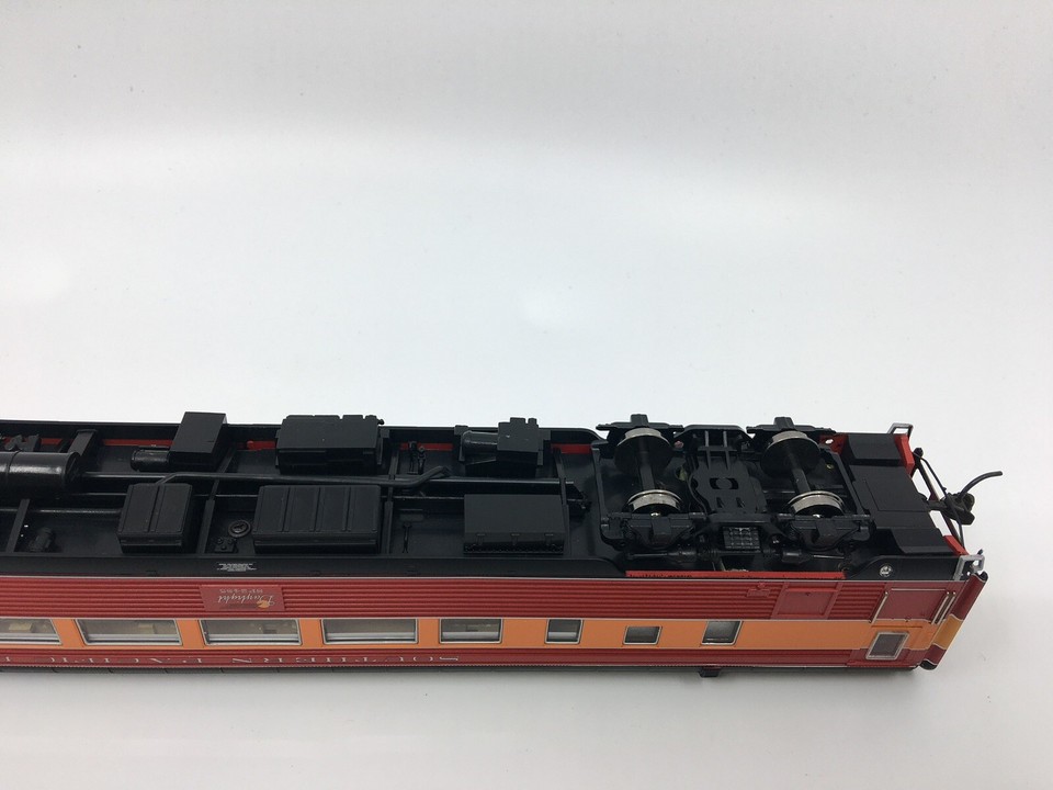HO Broadway Limited 683 Southern Pacific Daylight Single Chair Car SP ...