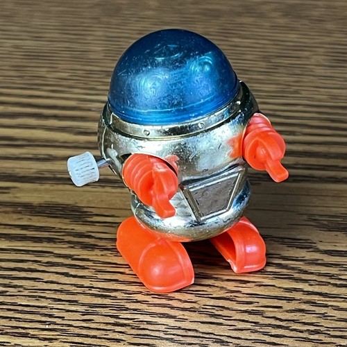 Vintage 1978 Tomy Wind-up Robot Walking Toy 1.75" Blue Dome Red Arms ...