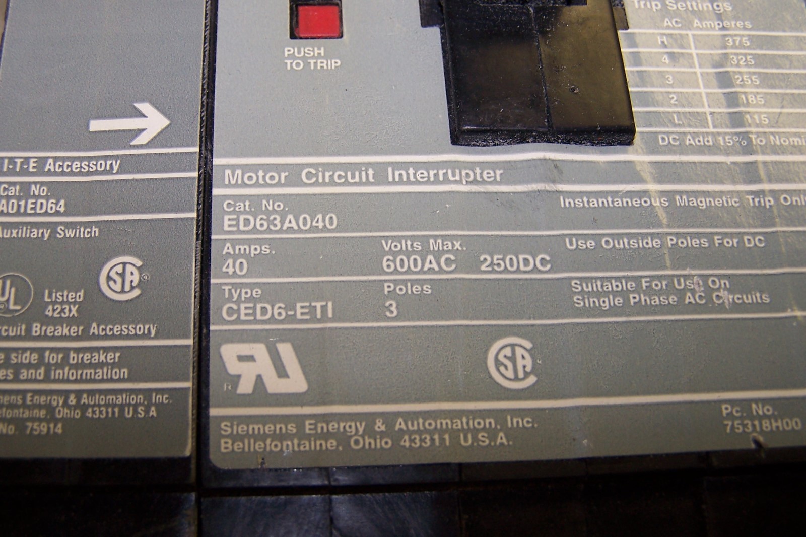 SIEMENS ITE 40 AMP CIRCUIT BREAKER ED63A040 W/ AUXILLARY SWITCH CAT ...