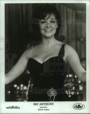 Press Photo Diane Varga, singer - lrx27600 | eBay