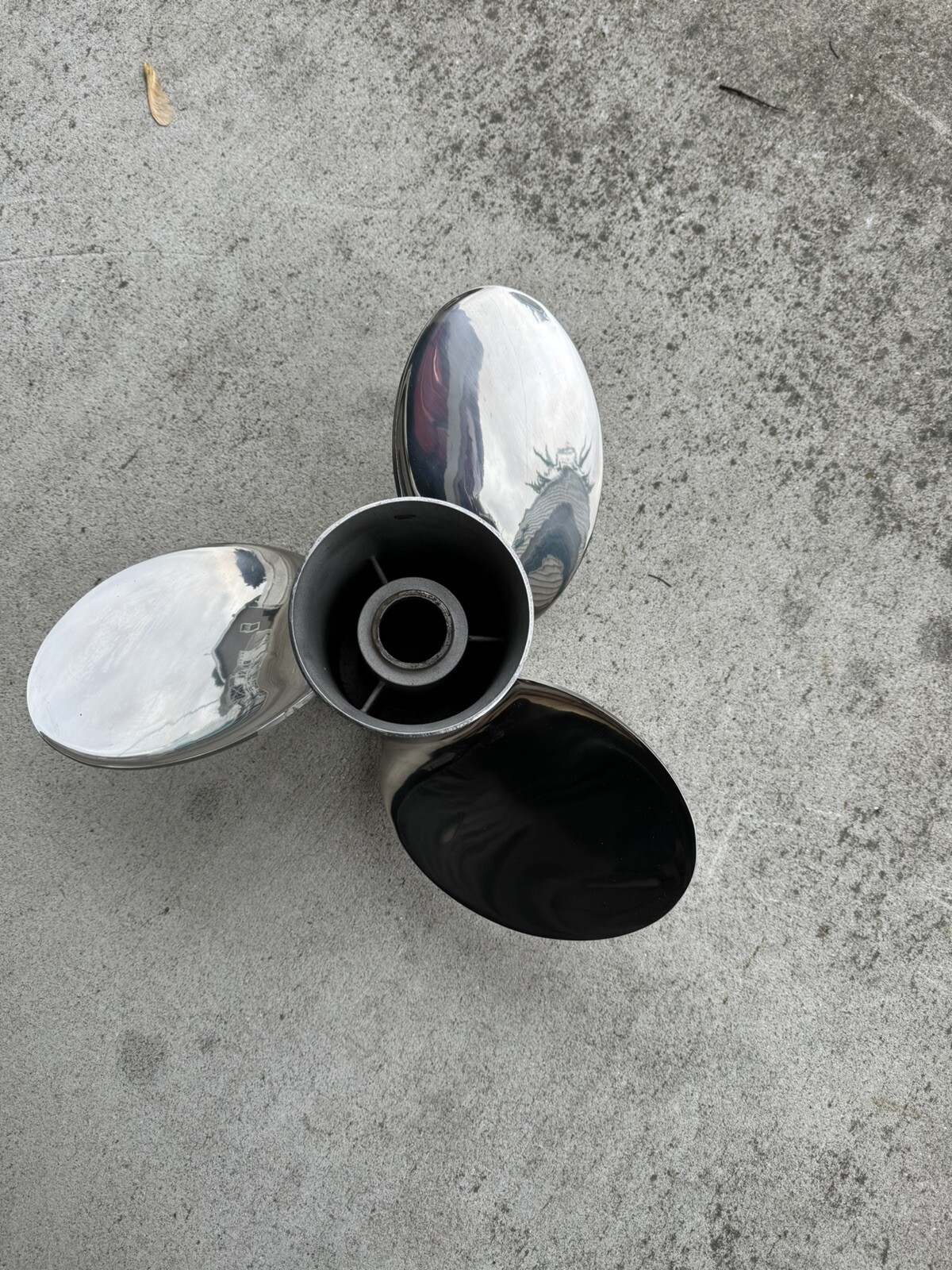 Solas Lexor 15 1/4 X 19 Pitch Mercury Prop | eBay