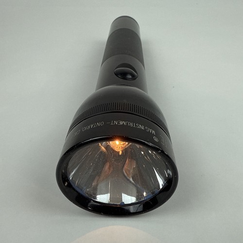 MAGLITE 10” Vintage Flashlight Black Uses 2D Cell Batt USA New Glass ...