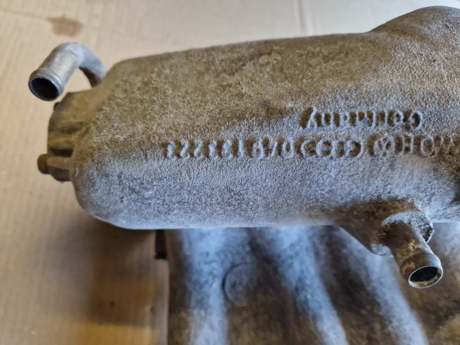 VW GOLF MK1 GTi 1.8 ENGINE AIR INTAKE INLET MANIFOLD 049133223 ...