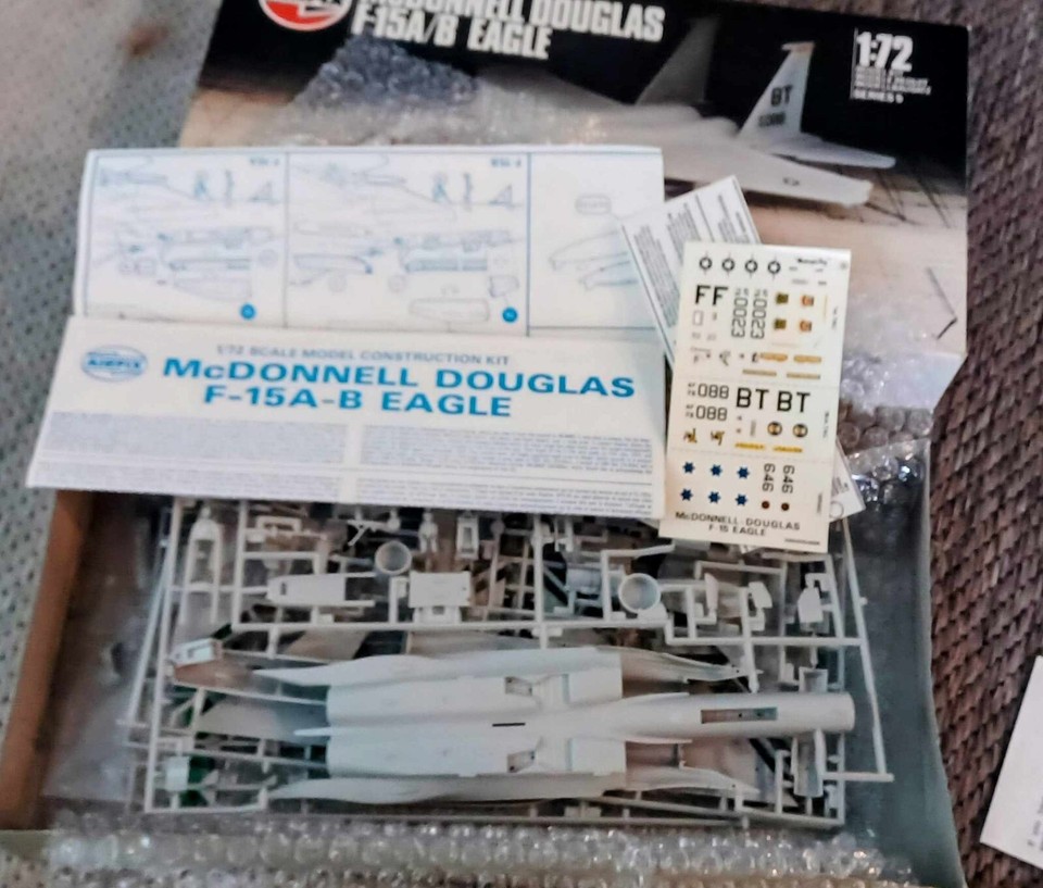 McDONNELL DOUGLAS F-15A/B EAGLE 1/72 series 5 Airfix model ob complete ...
