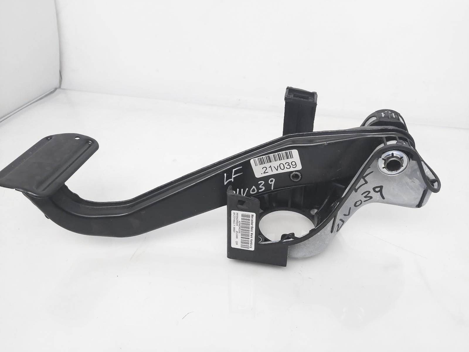 2011 Mercedes-Benz C300 Brake Pedal 204-290-21-01 | eBay