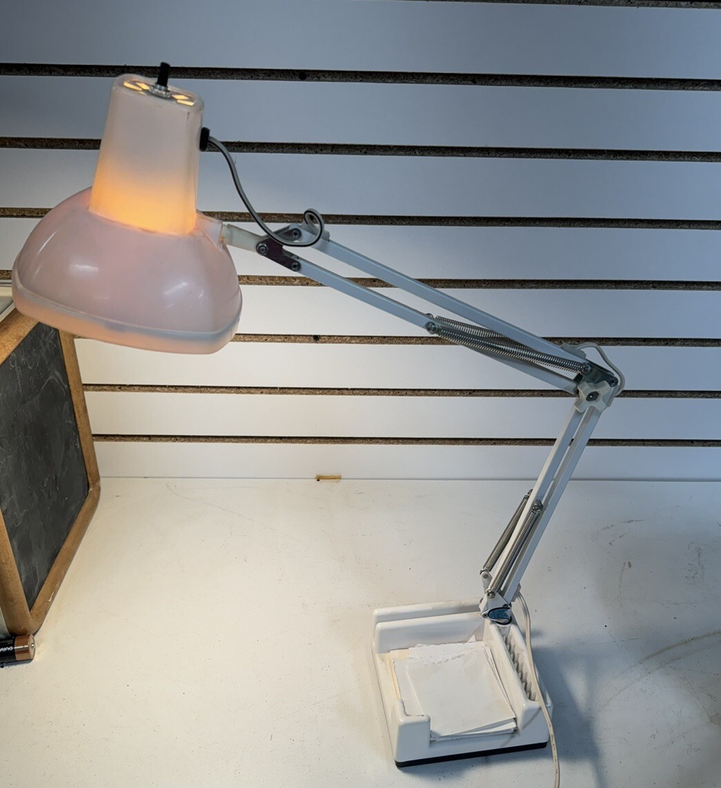 Vintage Ledu Articulating Adjustable Desk Lamp The Organizer With Note ...