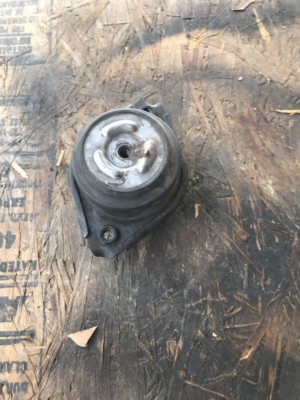 2007-2010 Mercedes-Benz GL ML Motor Mount OEM !! A2512404717 | eBay