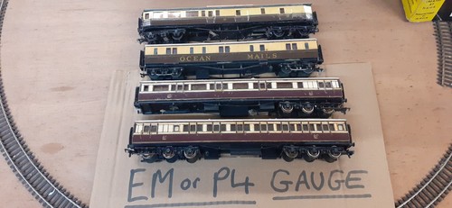 EM P4 gauge GWR rake of 4 finescale coaches 2 need repairs Hornby ...