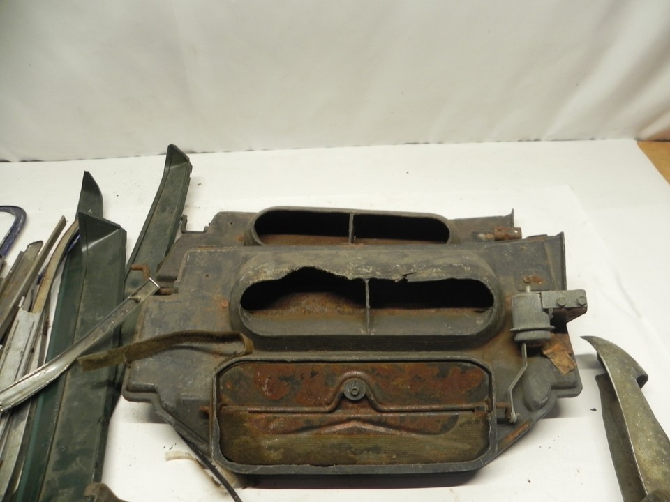 VINTAGE 1960's 1970's AMC PARTS LOT W/ VARIOUS INTERIOR EXTERIOR PARTS ...