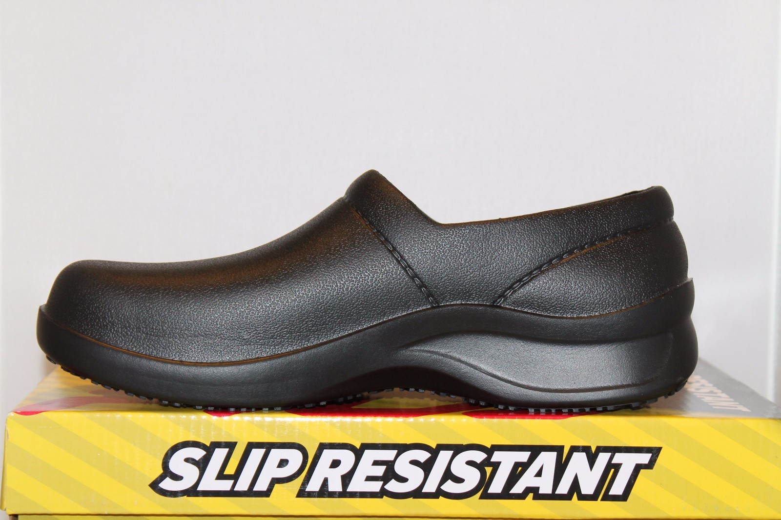 Mens Fila GALVANIZE SR Rubber Slip On Resistant Non Skid Work Clogs ...