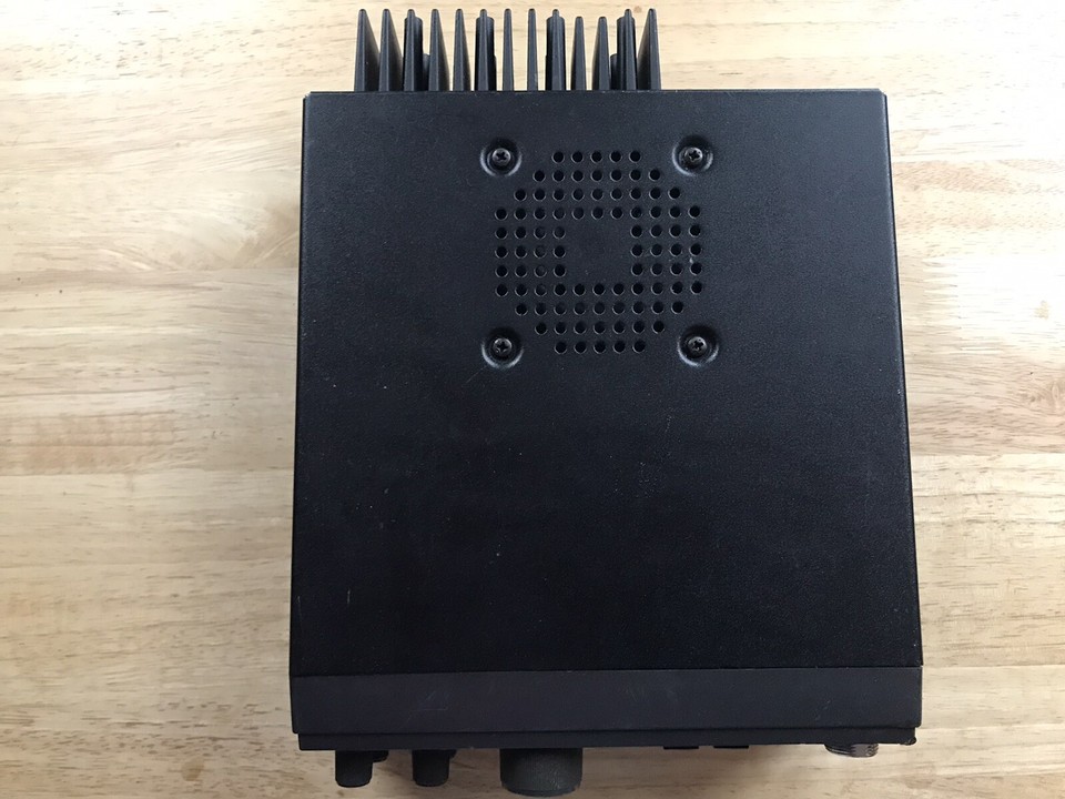 RadioShack Realistic HTX-100 10-Meter SSB/CW Mobile Ham Radio ...