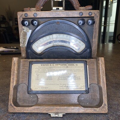 Amp & Voltmeters - Weston Dc Voltmeter Model