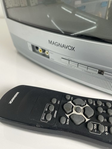 Magnavox 13MT1431/17 13-inch CRT Color TV Retro Gaming Working With ...