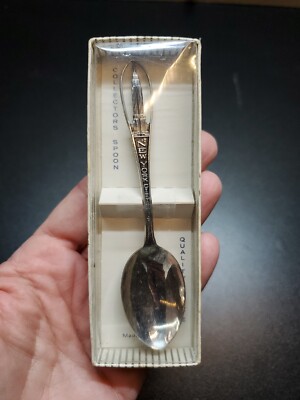 Souvenir Spoons - Building Souvenir Spoon