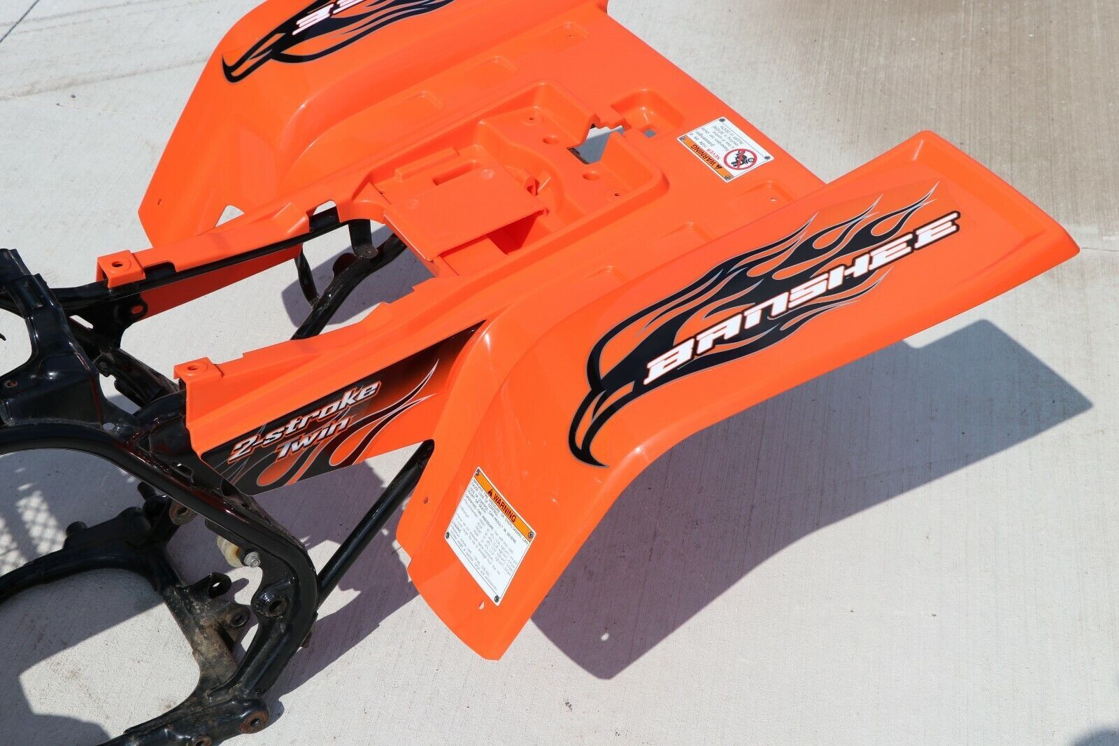 Yamaha Banshee Fenders + Gas Tank Plastic + Grill + Graphics Black ...