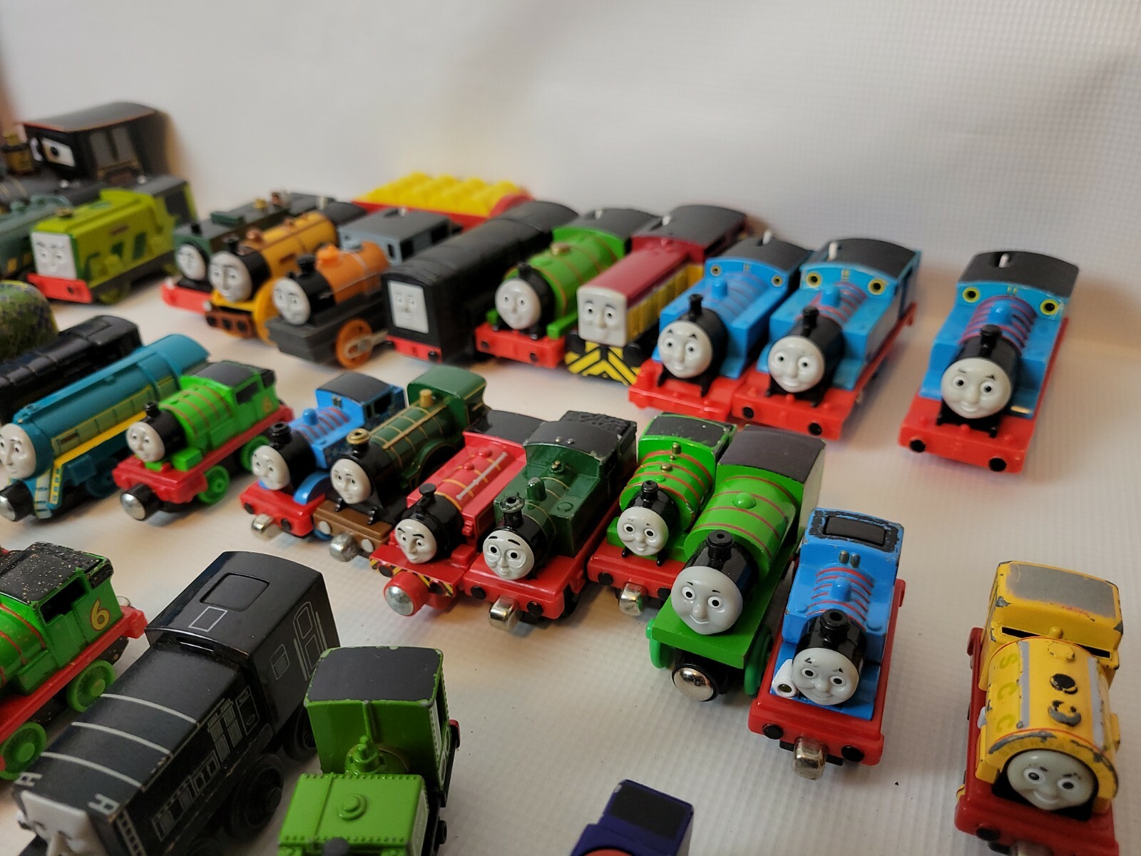 Huge Thomas The Train Lot 61 Trains And Case Wood Plastic Metal | eBay