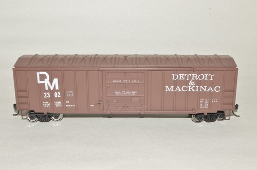 HO scale Athearn Detroit & Mackinac RR MI 50' Railbox type box car ...