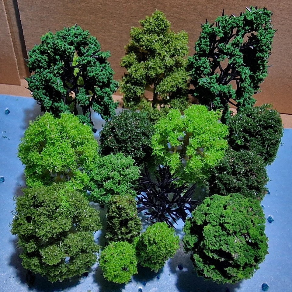 N TT OO Gauge Trees Set 21 - 16x Deciduous woodland model trees 4cm ...