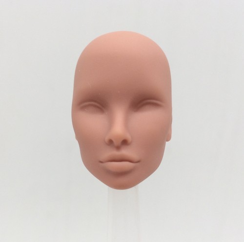 Fashion Royalty No Hair Natalia Fatale Integrity Blank Face Unpainted ...