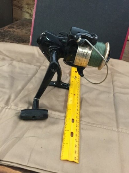 Shakespeare Alpha 2560p Graphite Spinning Reel for sale online | eBay