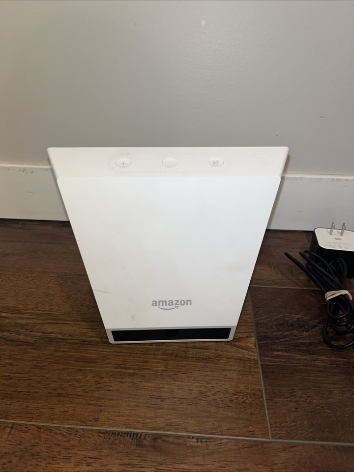 Amazon Echo Show 1st Generation White Bluetooth Smart Speaker w/ Alexa ...