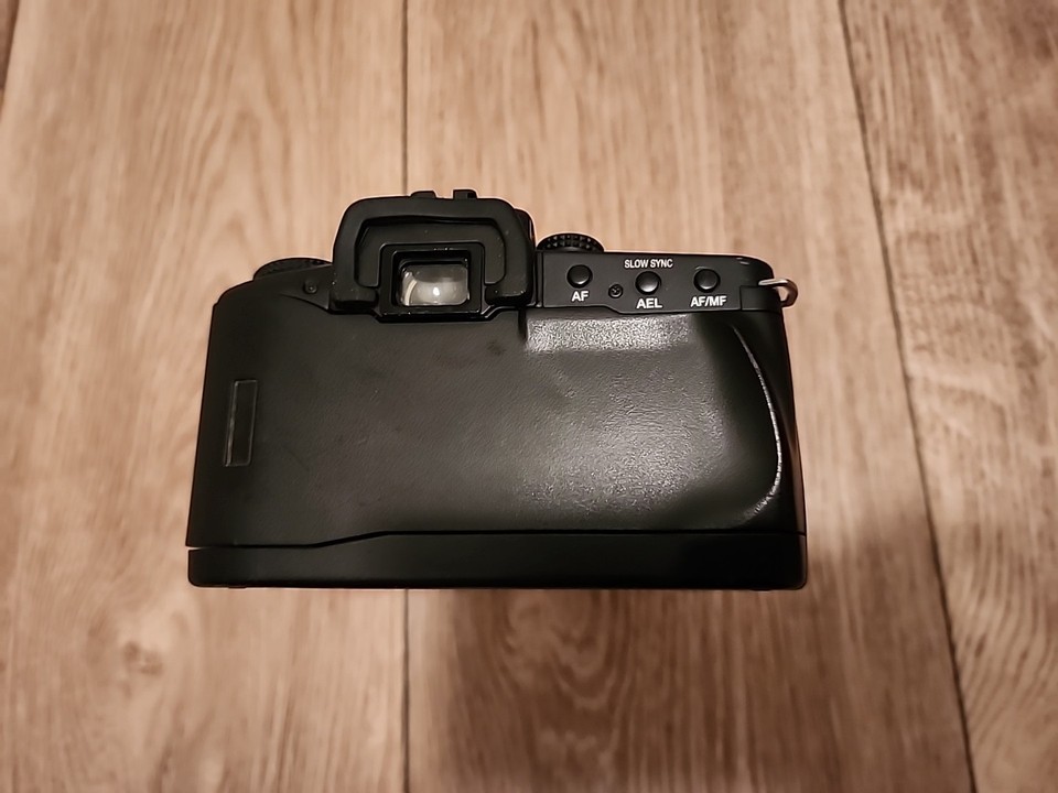 Minolta Maxxum 70 35mm Camera Bundle w/ 28-90mm Lens | eBay