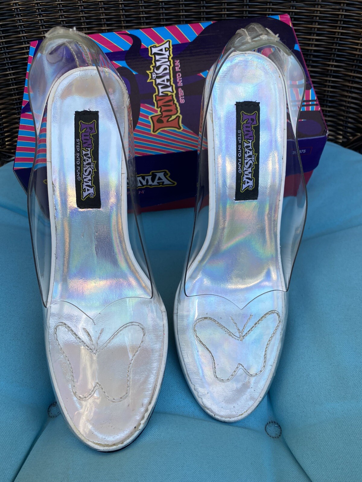CLEAR ACRYLIC CINDERELLA LOW HEEL SLIP ON SHOES 8 - Gem