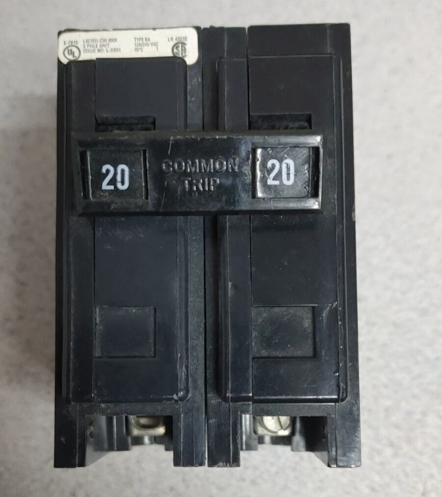 Eaton Cutler-Hammer CH2100 Type CH3 Pole 100A 120/240V, 60% OFF