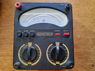 UNIVERSAL AVO METER MODEL 8 vintage multimeter voltage Om Tester X2 NOT ...