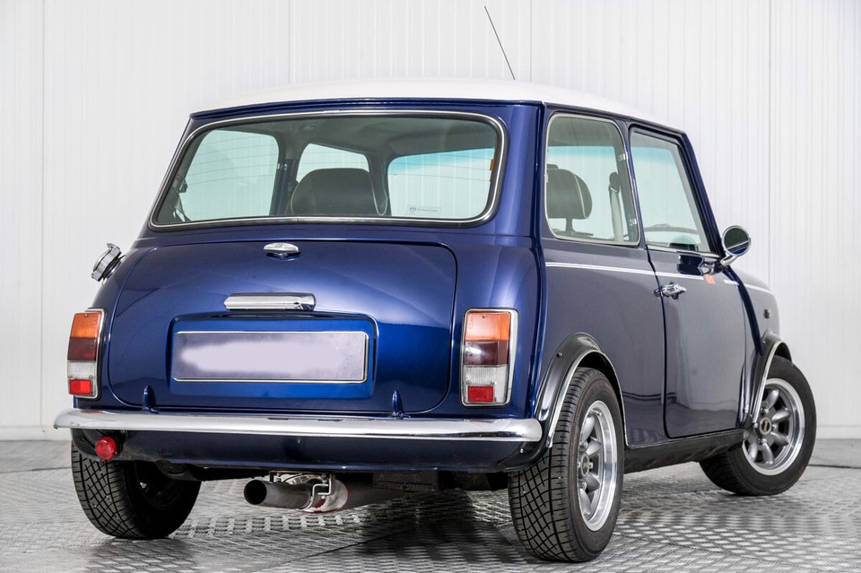 CLASSIC MINI WHEEL ARCHES WORKS SET OF 4 FIBRE GLASS ARCHES GP2 RALLY ...