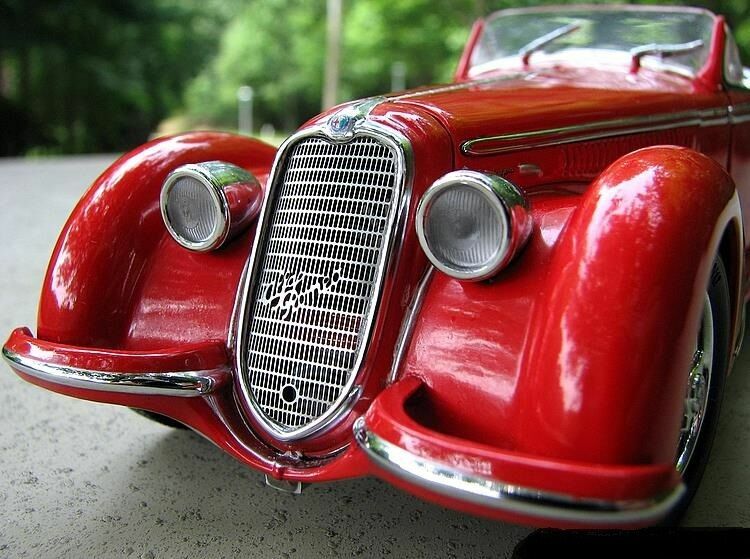 Ferrari 1:24 Race Car Racing 18 Racer Hot Rod 12 Classic Metal Body ...