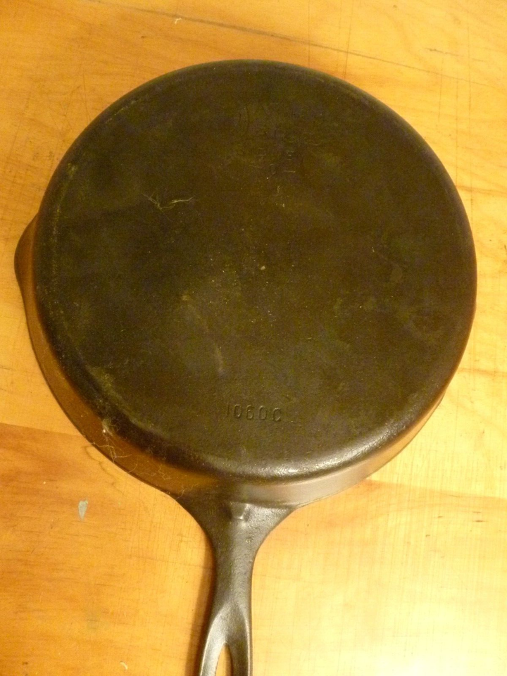 Cast Iron 1060C #10 Wagner Ware Sidney -0- Skillet Pan with Pouring ...