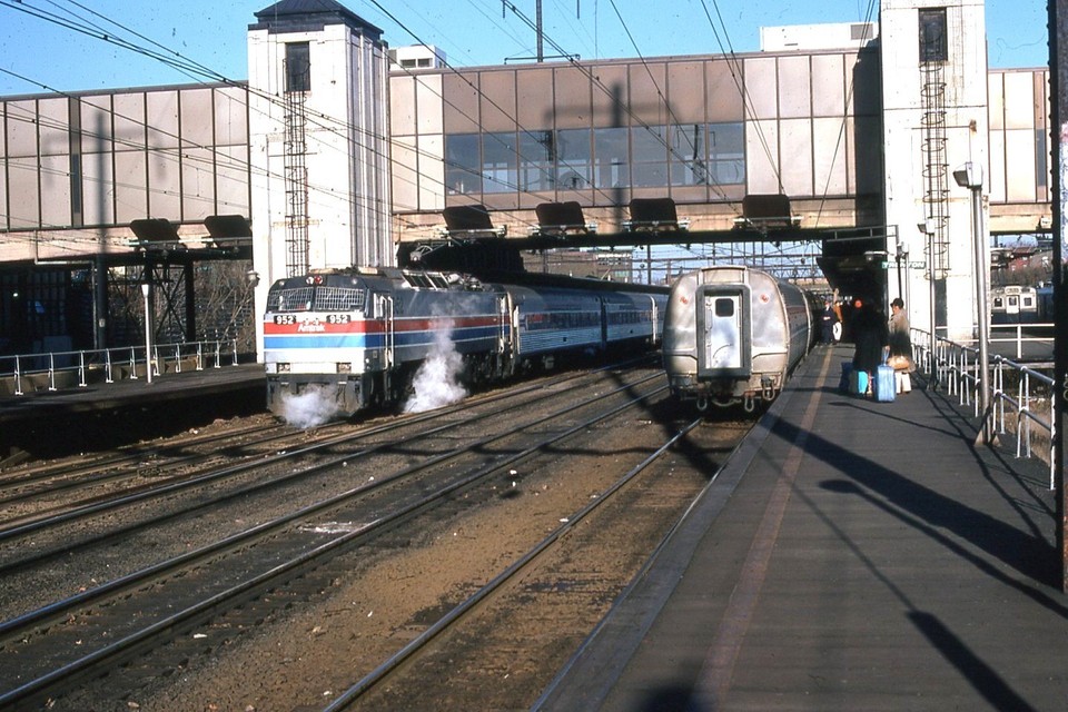 ++NEW YEAR'S SPECIAL++ (Lot 2867-D, Set of 40) AMTRAK SCENES | eBay