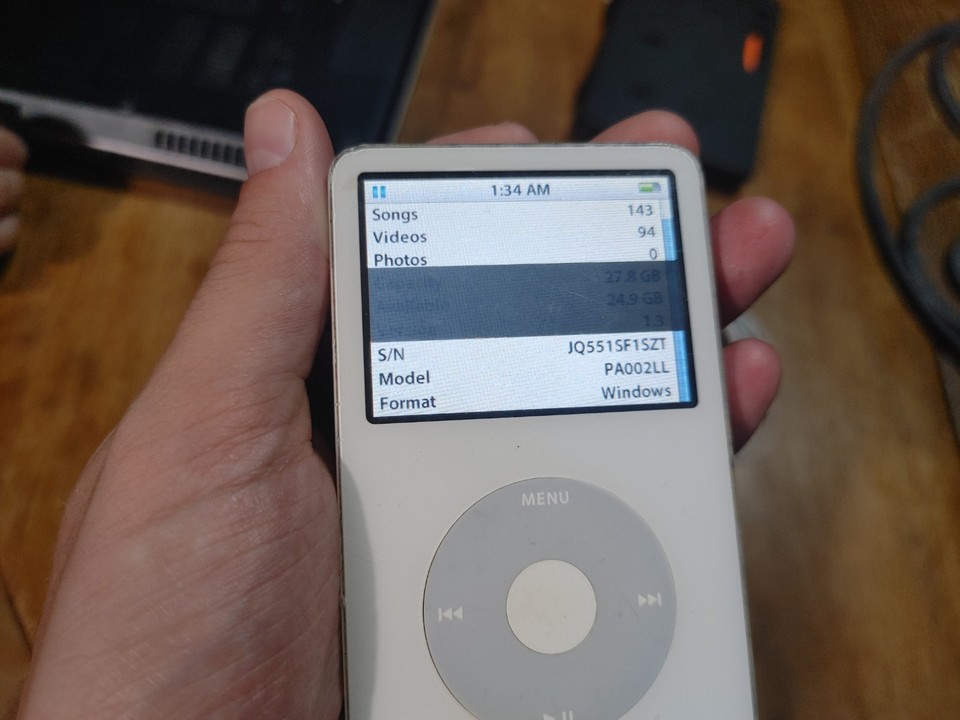 Apple iPod Classic 5th Generation A1136 Black 30GB *Line On Screen | eBay