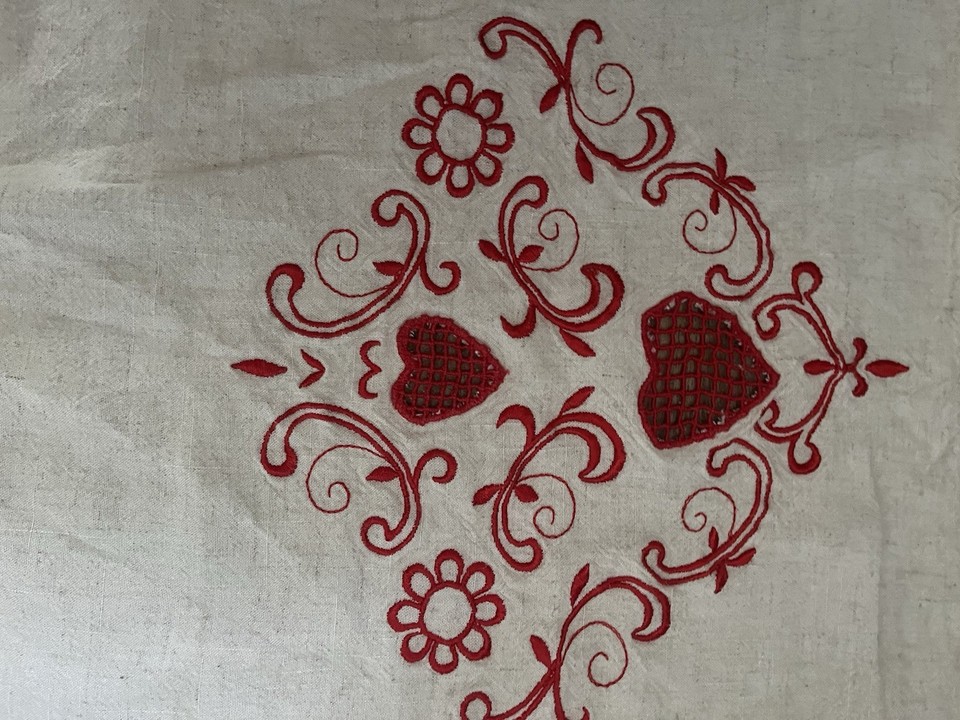 VTG Redwork Hearts Valentine Decor embroidery Linen table Scarf Folk Doily 15x33 | eBay
