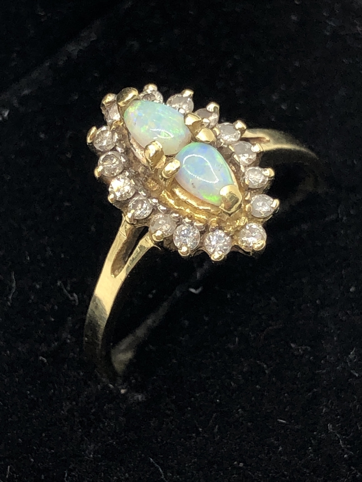 Beautiful 14K Yellow Gold Natural Opal 0.28CTW with Diamond Accents 0 ...