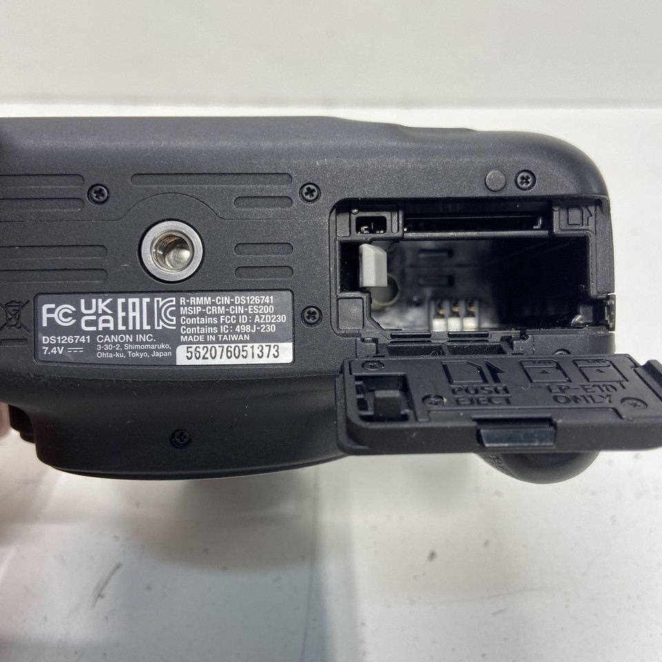 Canon EOS Rebel T7 24.1MP Digital SLR Camera Body (For Parts or Repair ...