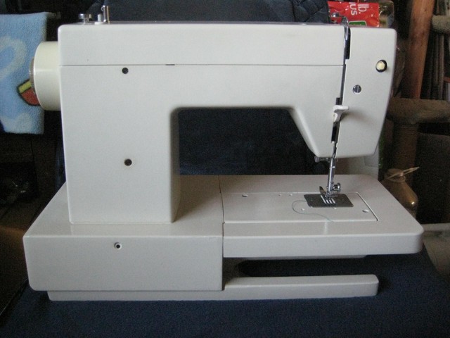 Vtg RARE SINGER Merritt 3014 Sewing Machine Zig Zag for sale online | eBay