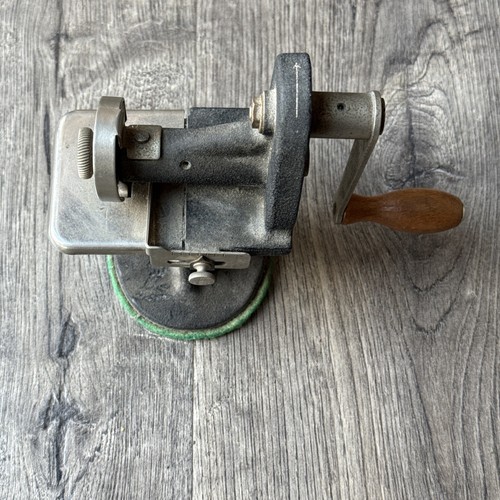 Vintage SINGER Pinking Hand Crank Machine 1930's USA- Fabric Cutter | eBay