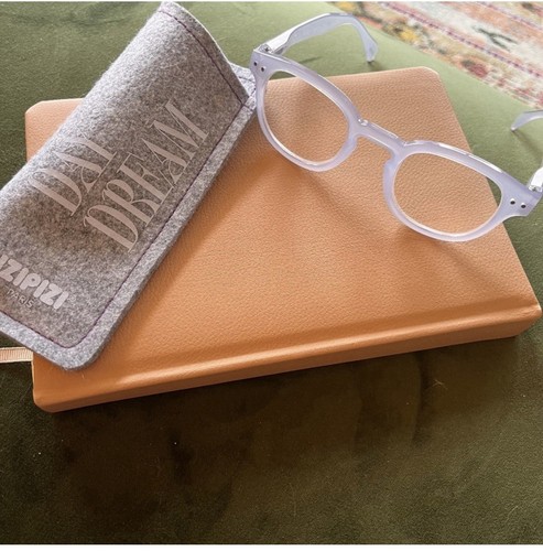 Izipzi readers +1 Diopter. 2 For price of 1! | eBay