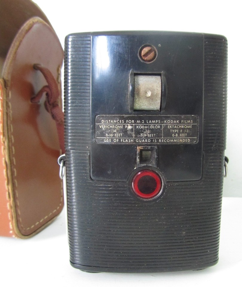 Kodak Brownie Starflash 127 Film Camera, W/ Dakon Lens, Case, Shutter ...